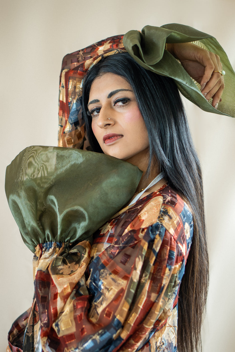 Home – Suah Clothing